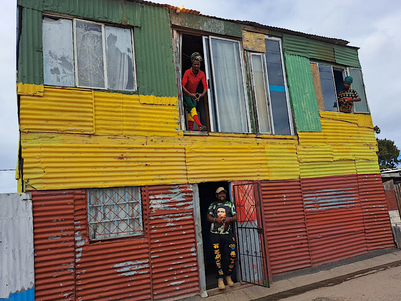 HIGH rise Rasta shack brings positive vibrations - Scrolla.Africa