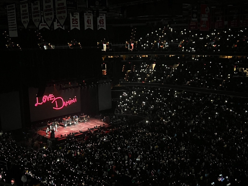 Burna Boy performs to sold-out stadium in Paris - Scrolla.Africa