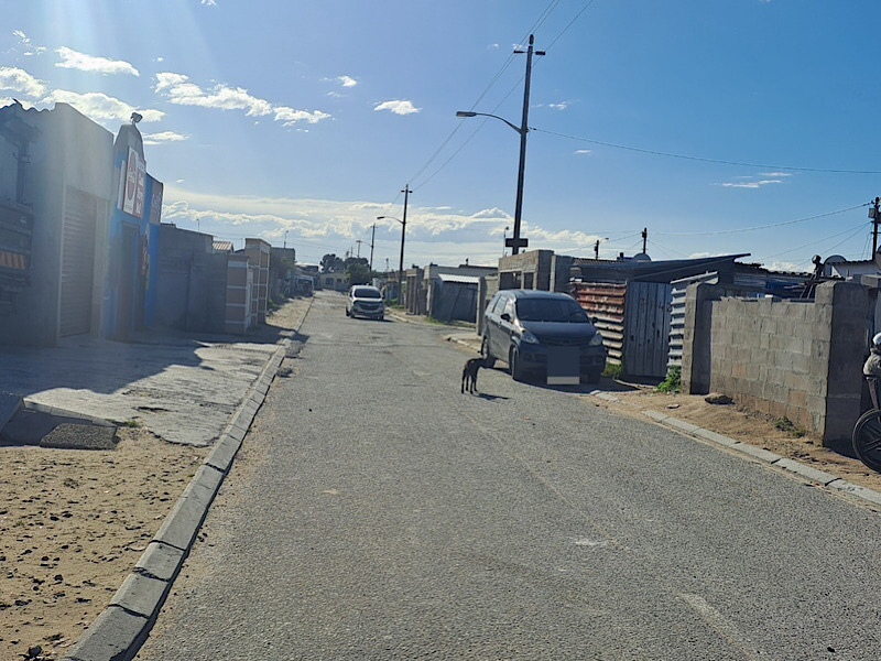 Taxi drivers bring peace to Lower Crossroads | Scrolla.Africa
