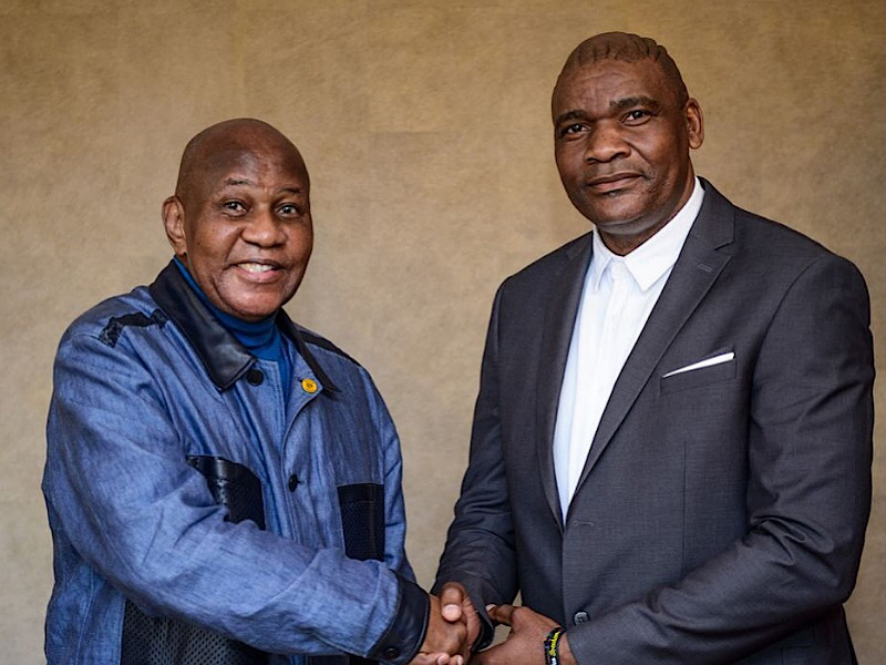 Chiefs make Molefi Ntseki new head coach in shock move - Scrolla.Africa