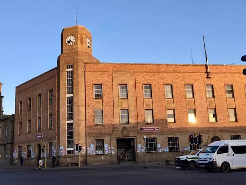 Komani Post Office goes up in flames - Scrolla.Africa