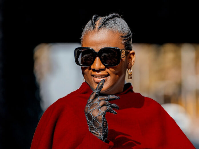 Mam’Mkhize tells her story her own way - Scrolla.Africa