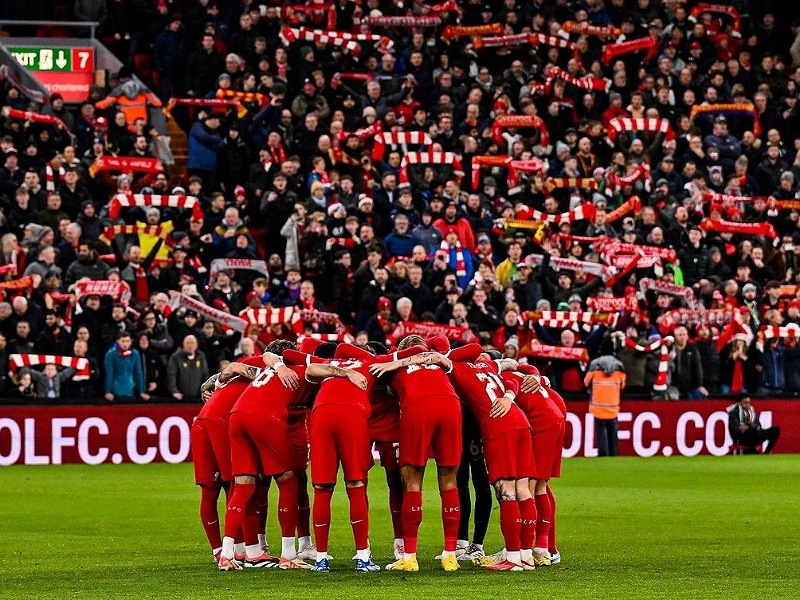 Five star Liverpool soar into the final four! - Scrolla.Africa
