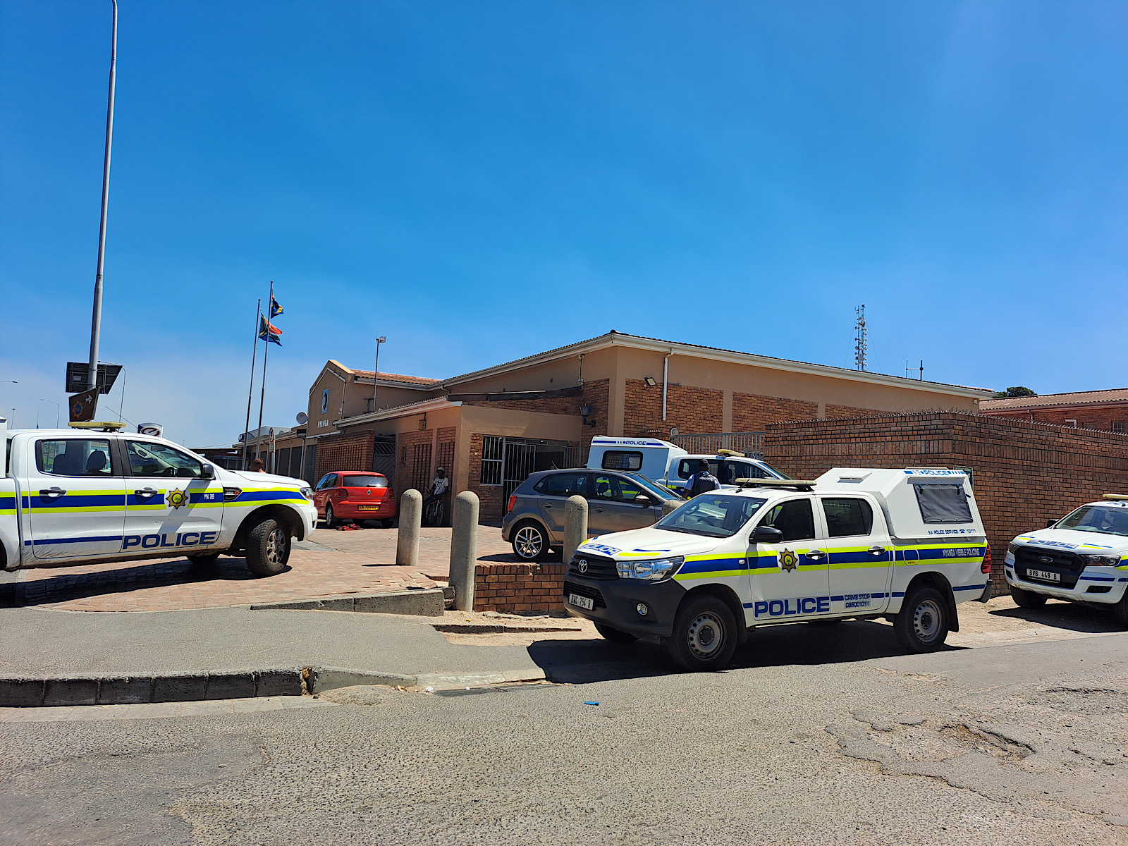 ‘Cape township needs army protection’ | Scrolla.Africa