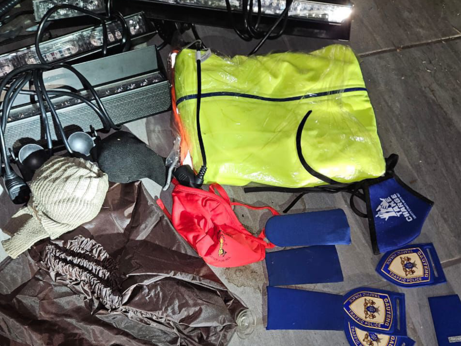 Blue-light gang ‘mastermind’ arrested in Ekurhuleni - Scrolla.Africa