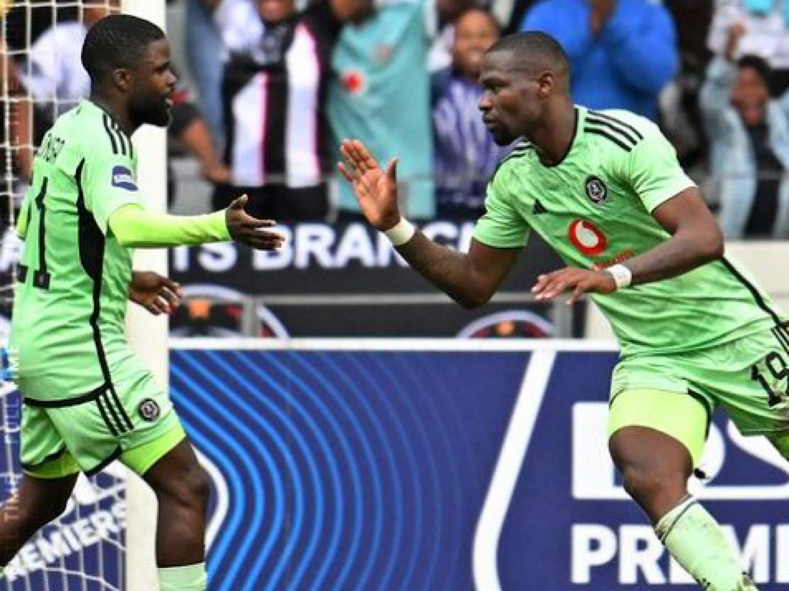 Pirates sail past Cape Town City - Scrolla.Africa
