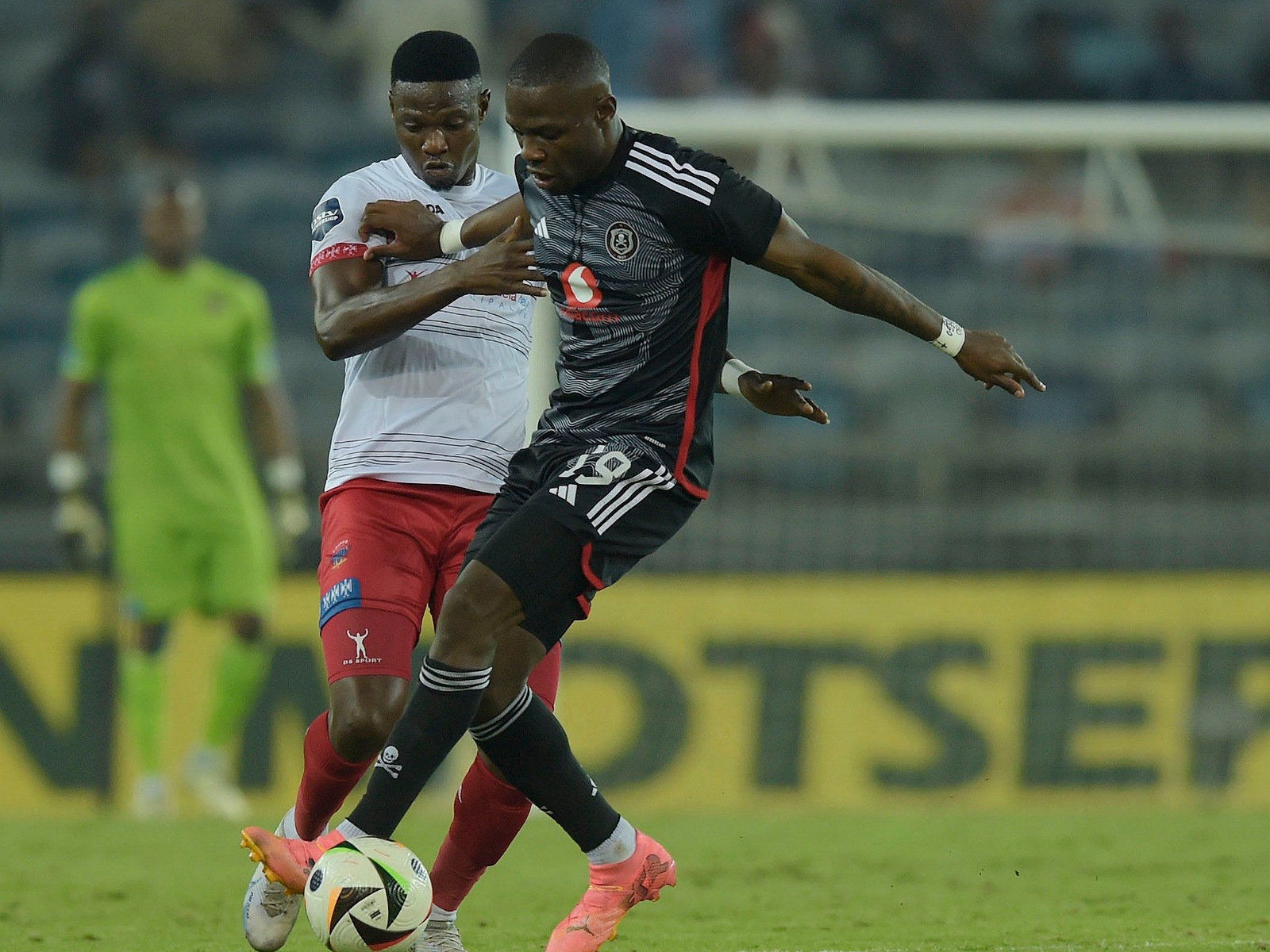 Pirates close in after Stellies drop points - Scrolla.Africa