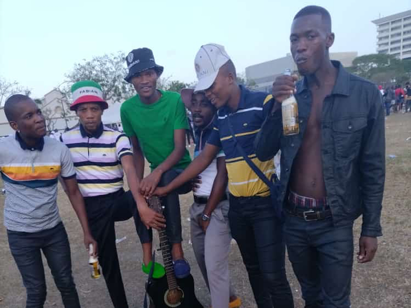 Amabhinca ditch Mchunu’s imbizo for booze - Scrolla.Africa