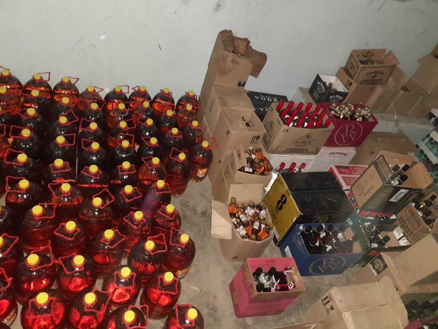 Cops seize more illegal booze in Cape Town | Scrolla.Africa