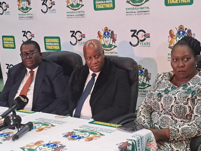 Thulasizwe Buthelezi drops R10m lawsuit against Nomagugu Simelane ...