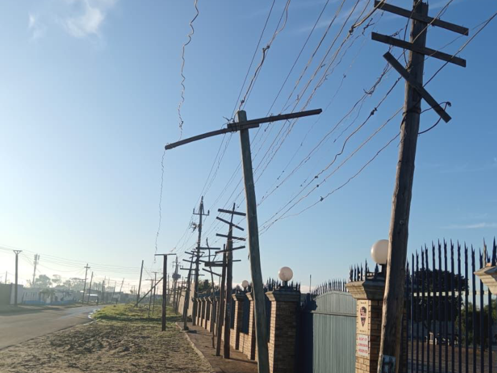 Eskom cuts illegal electricity connections - Scrolla.Africa