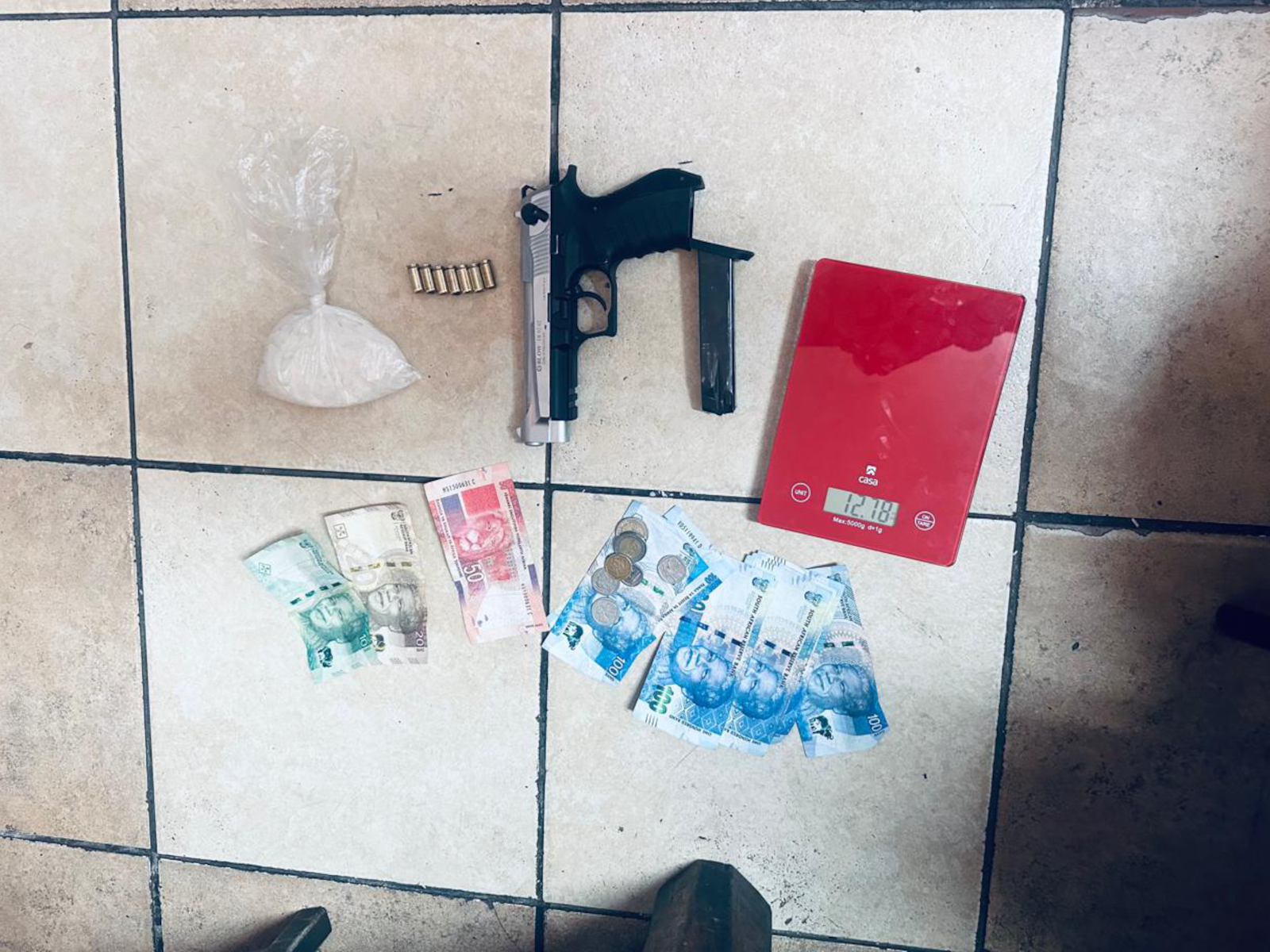 Cops arrest Limpopo teacher for drug dealing - Scrolla.Africa