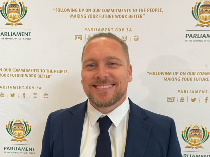 DA boots Renaldo Gouws from party and Parliament | Scrolla.Africa