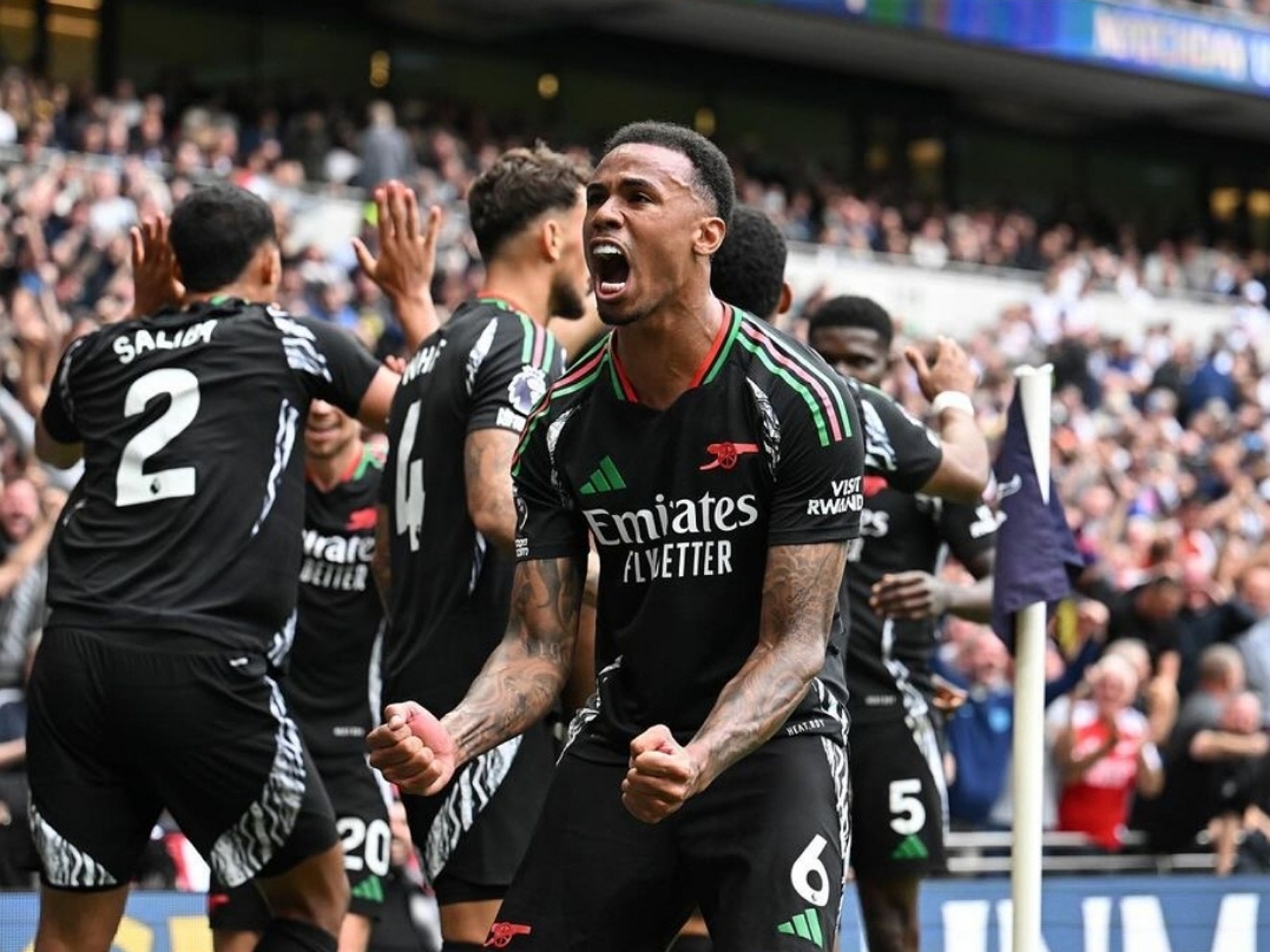 Gabriel gets the job done for Gunners on derby day | Scrolla.Africa