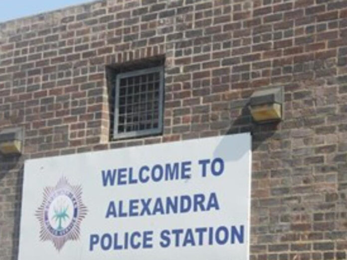 ‘Alex cop boss ignored patrollers’ call for backup’ | Scrolla.Africa