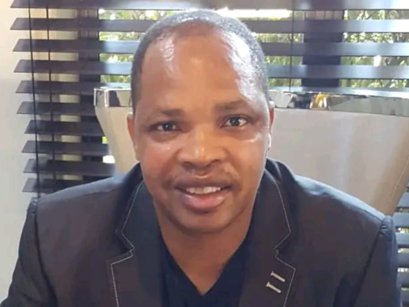 Ex-SABC presenter sues over cancelled tender - Scrolla.Africa