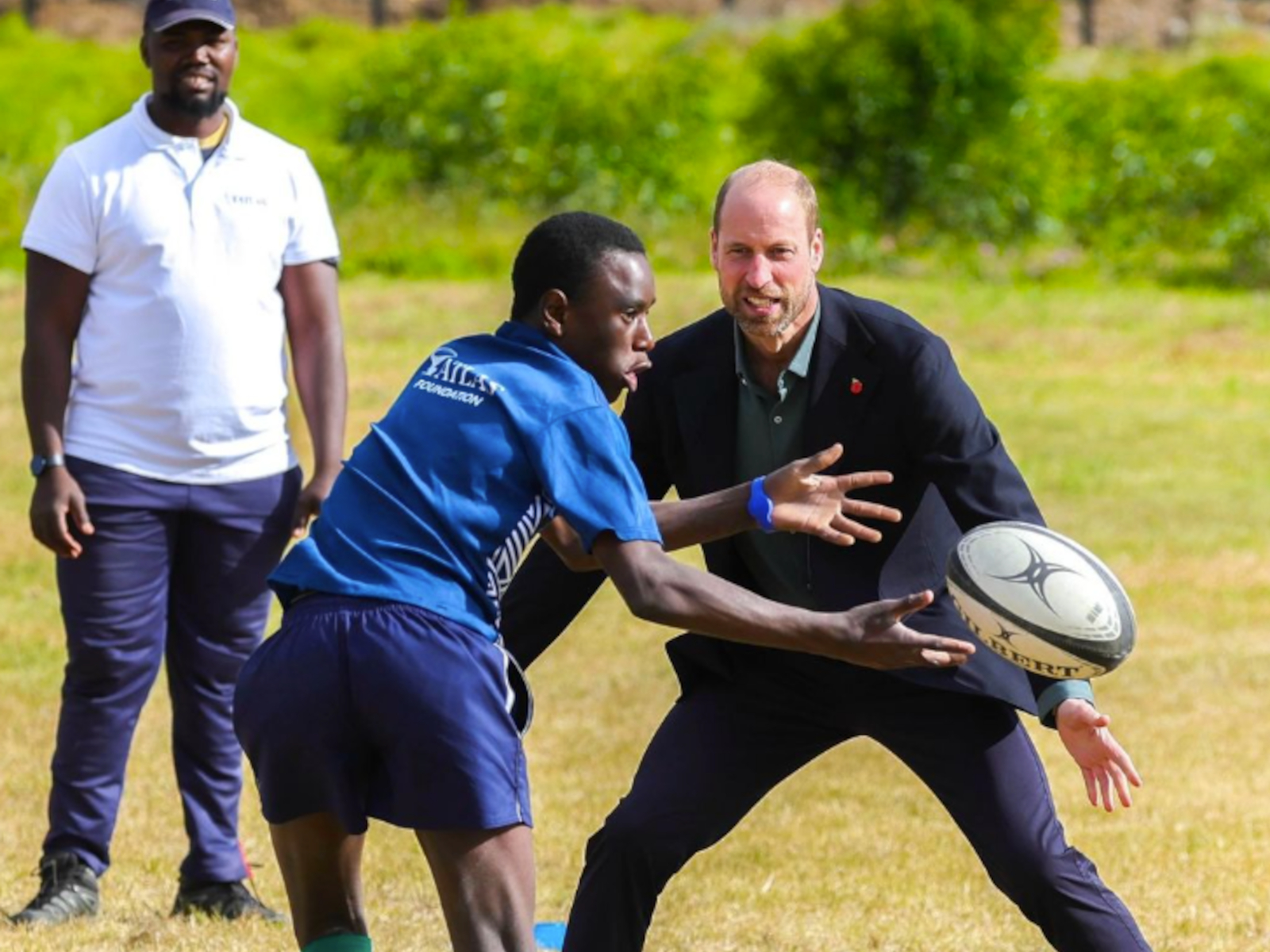 Prince William tackles youth rugby with Springbok heroes | Scrolla.Africa