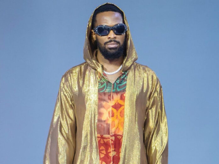 D’Banj stuns on Lanre Da Silva fashion runway | Scrolla.Africa