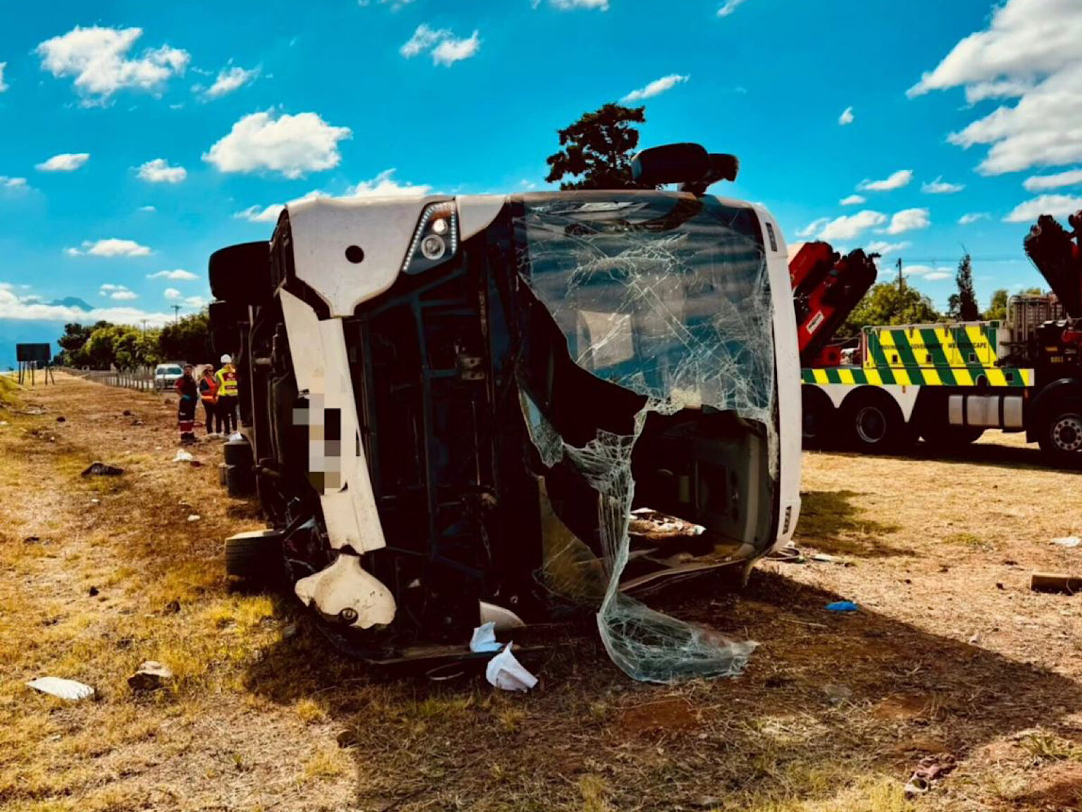 Eight killed in Western Cape bus accident - Scrolla.Africa