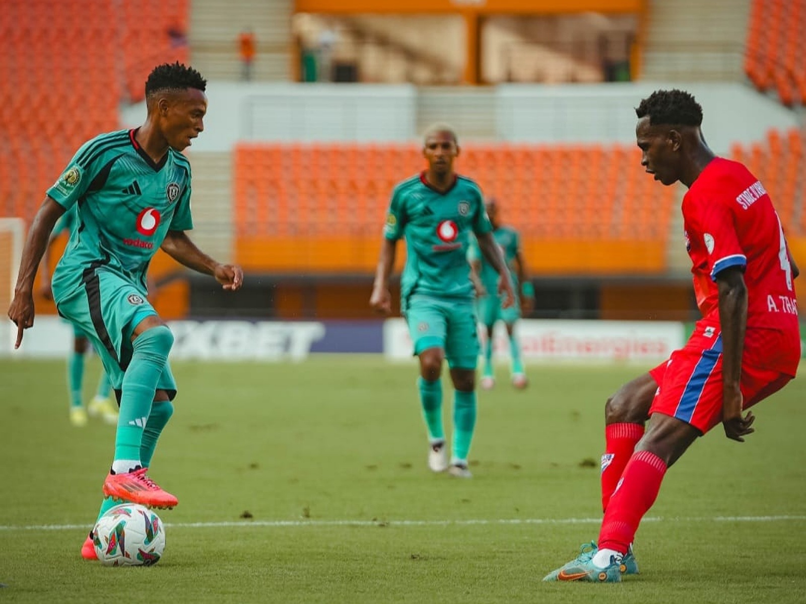 Pirates drop points in Abidjan - Scrolla.Africa