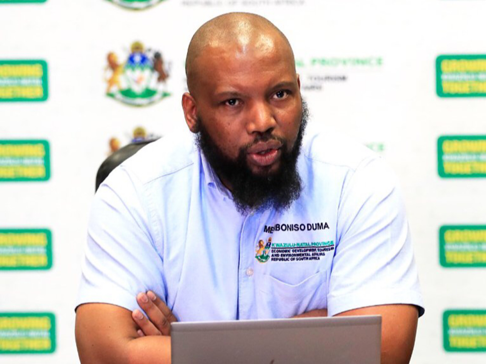 MEC and mayor fight over funeral of eight women - Scrolla.Africa