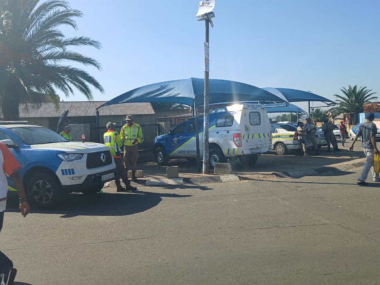 High court backs Soweto taxi group in route battle - Scrolla.Africa