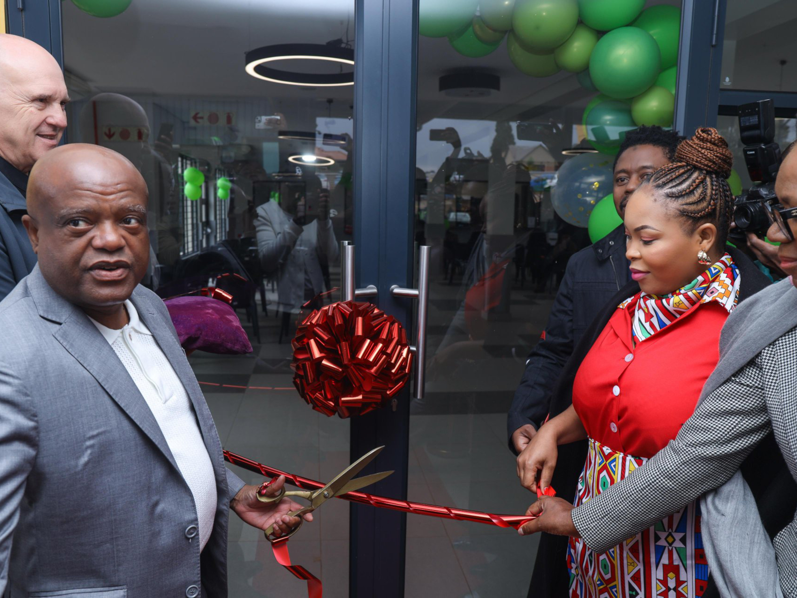 'We finally have a real clinic' say happy Naledi residents - Scrolla.Africa