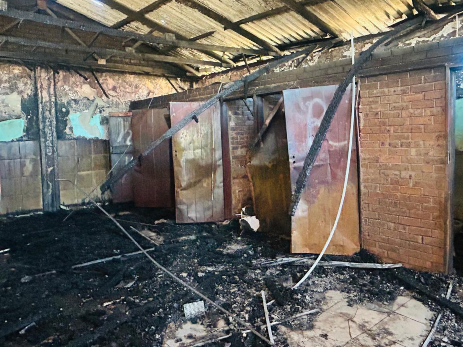 Fire destroys 11 classrooms at Riverlea High School - Scrolla.Africa