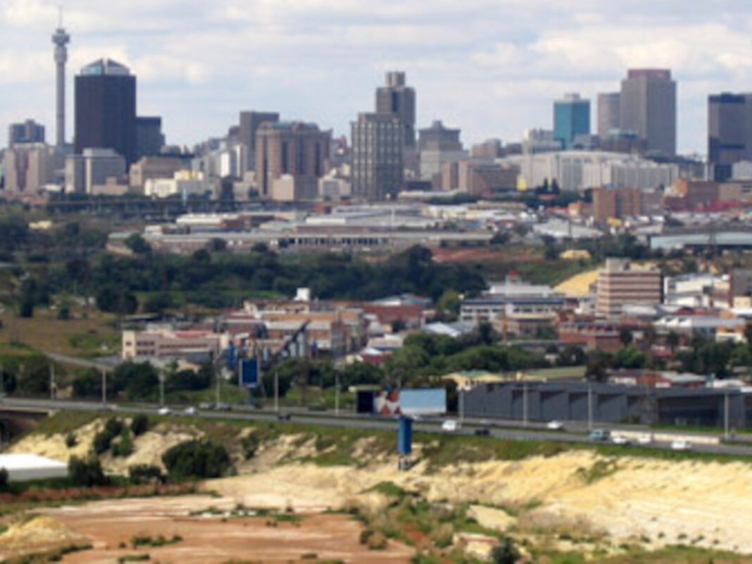 Emergency services on high alert as cold front hits Gauteng - Scrolla ...