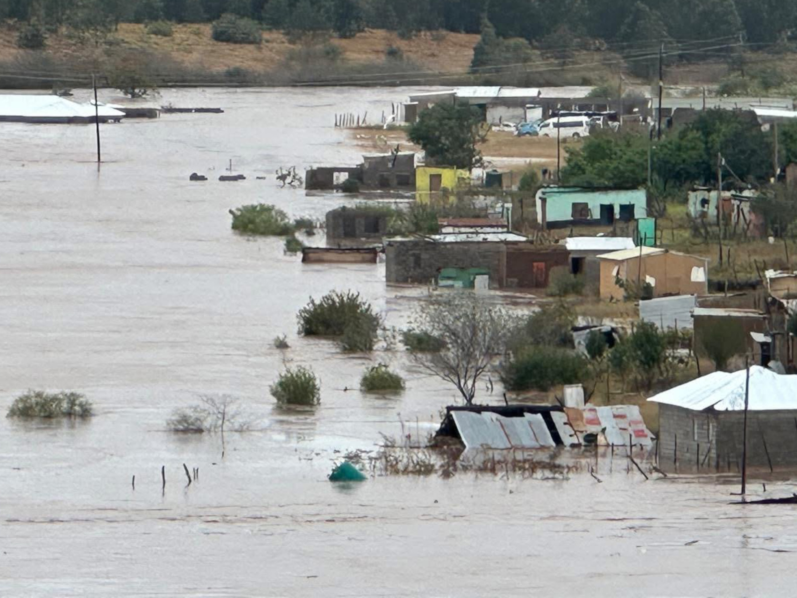 Seven dead and 10 still missing as floods hit Eastern Cape - Scrolla.Africa