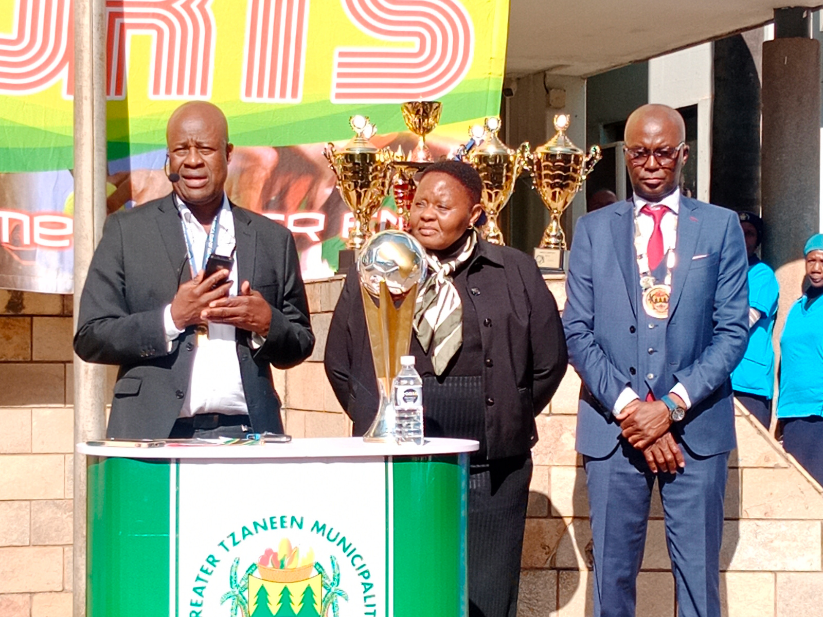 Amajita hero Raymond Mdaka gets R35,000 hero's welcome - Scrolla.Africa