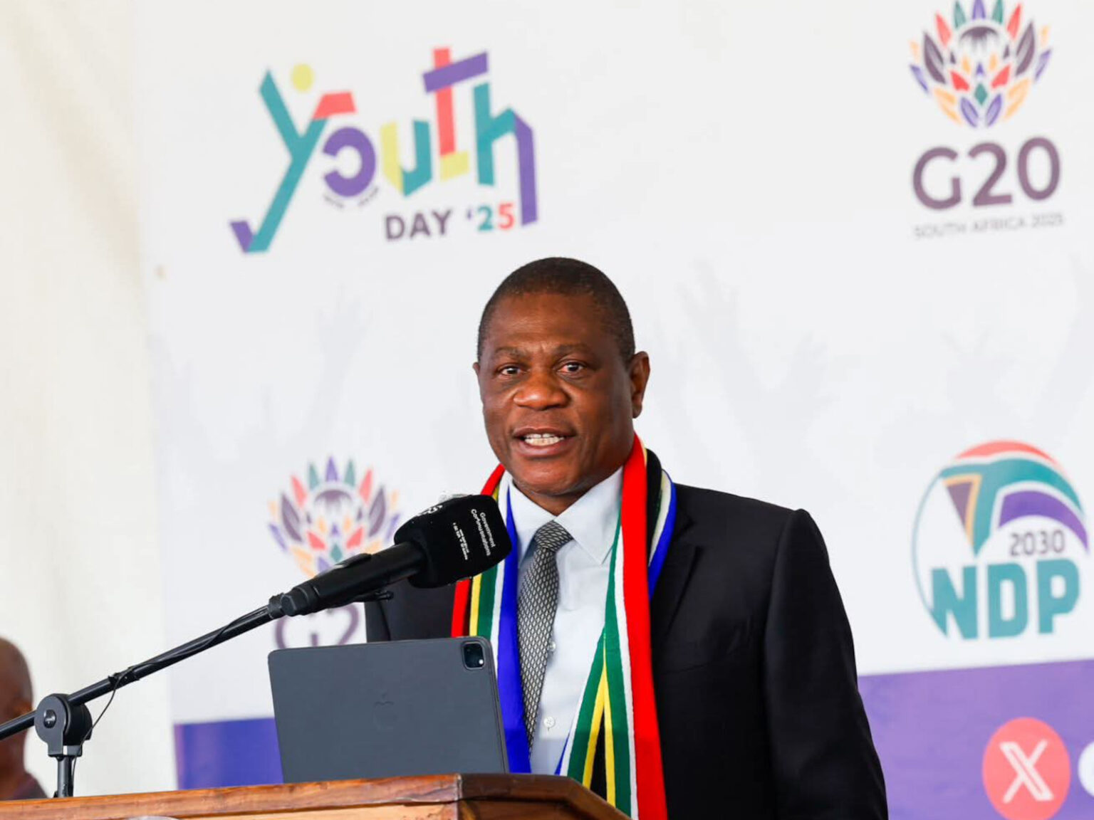 Mashatile tells youth to stop waiting for jobs | Scrolla.Africa