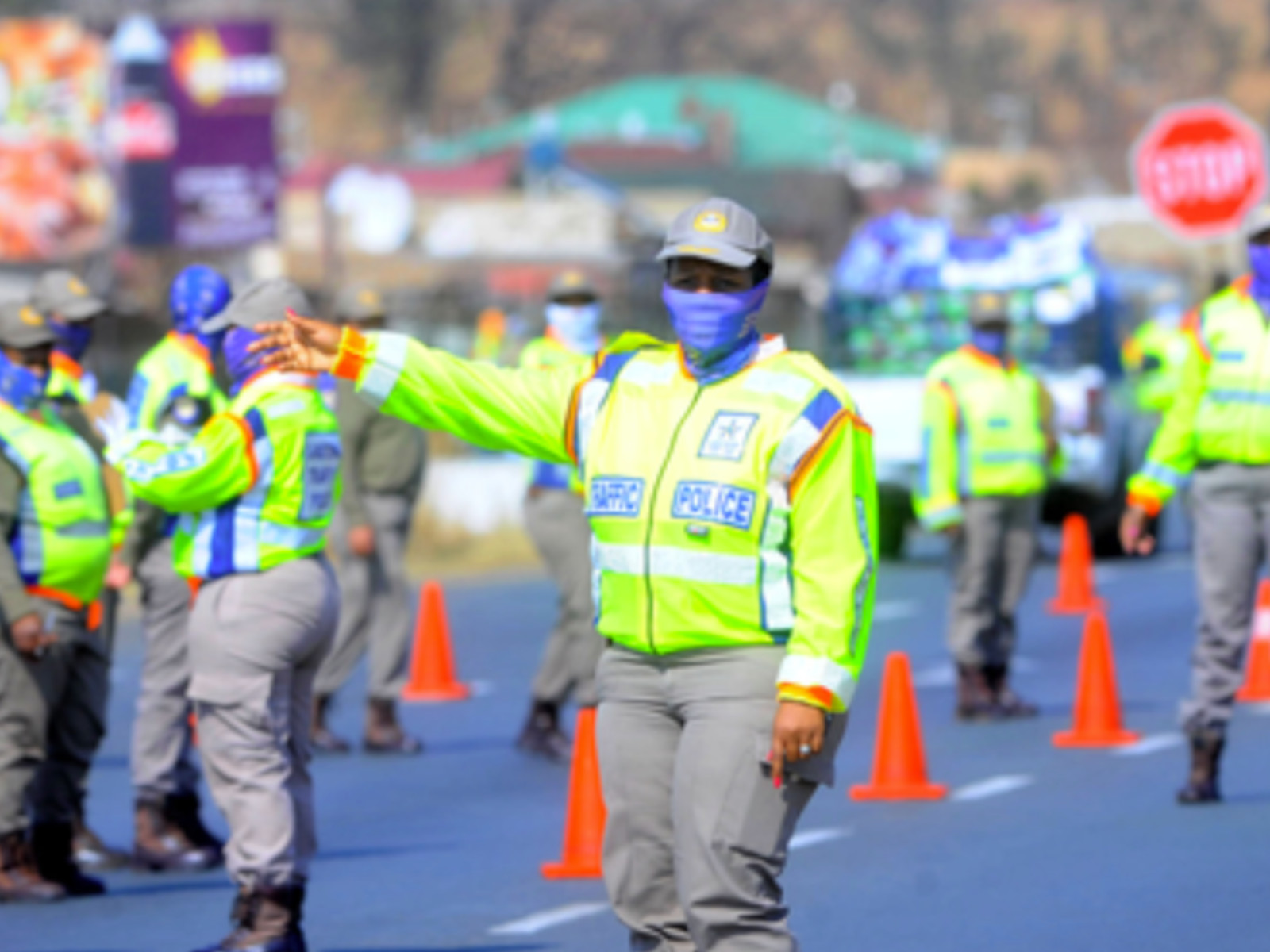 Joburg turns traffic cops into money hunters with R7,000 daily fine ...