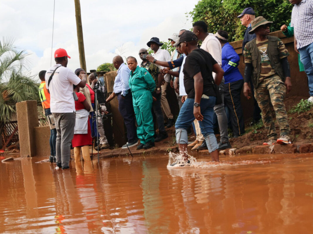 Flood damage leaves Limpopo needing R1.7 billion to fix roads - Scrolla ...