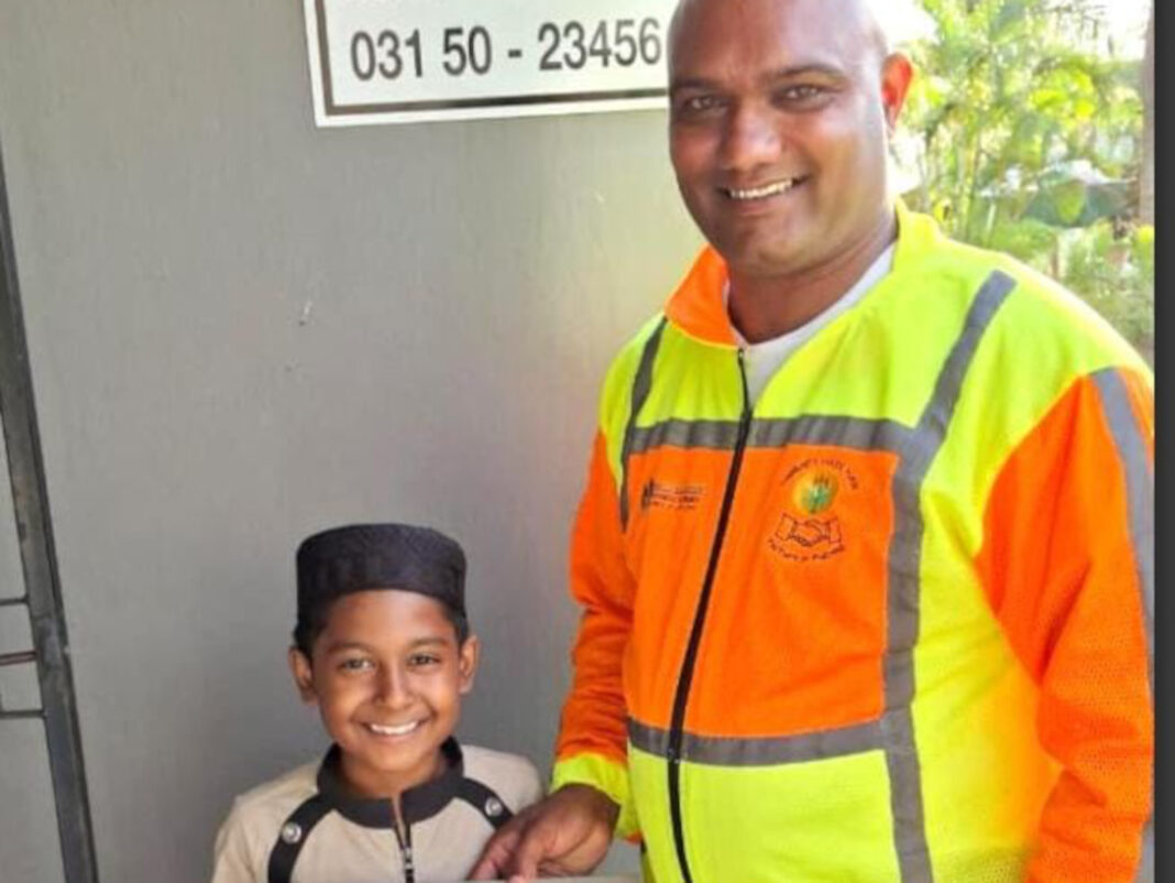 Phoenix boy returns lost cash and wins community honour - Scrolla.Africa