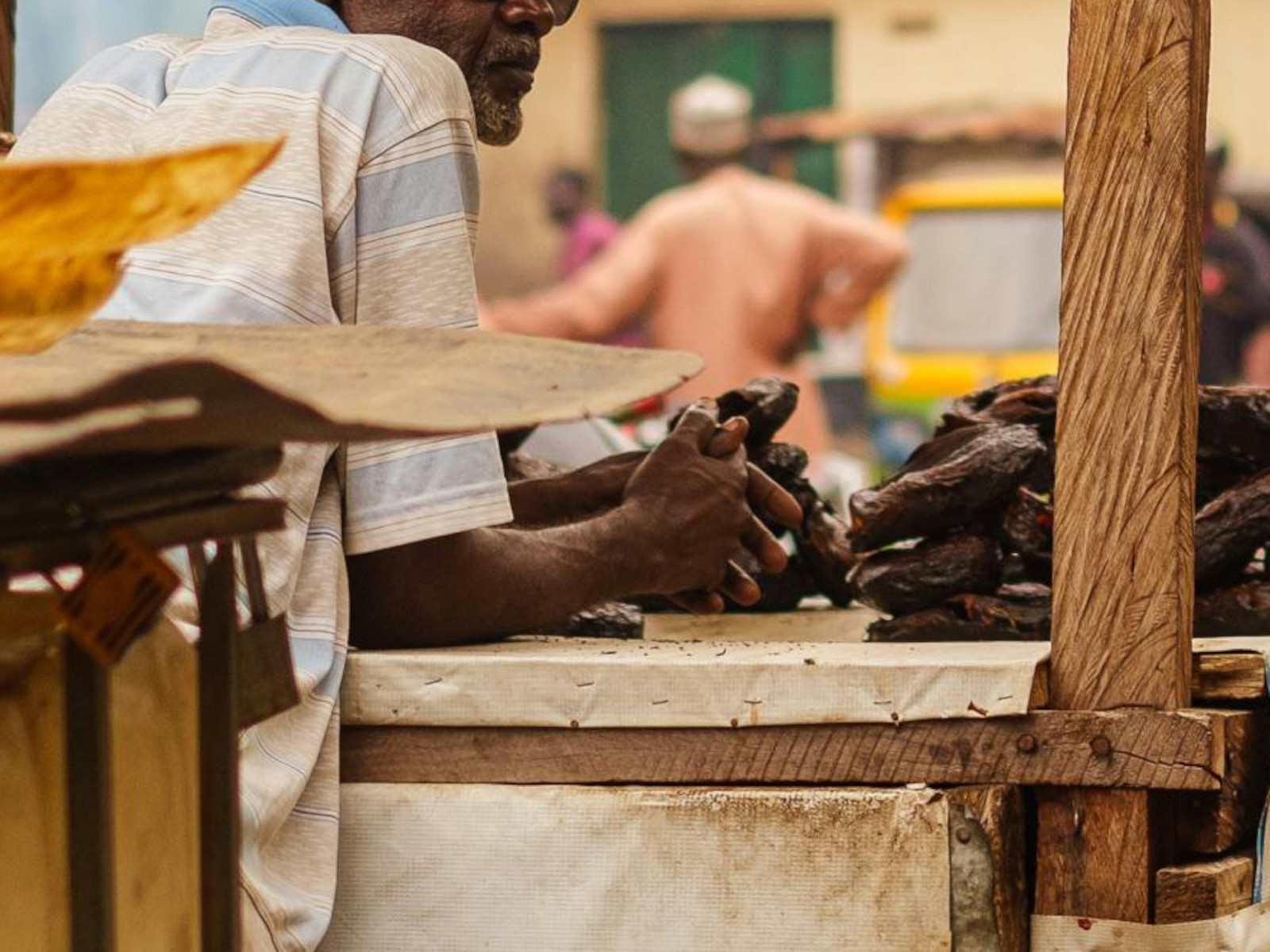 Cape Town father selling chicken feet gets visit from extortionists ...