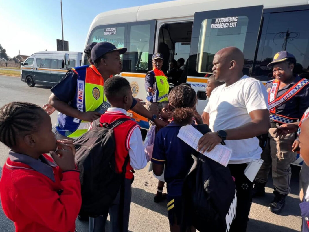 Parents fear for children as 94% of Gauteng school transport fails ...