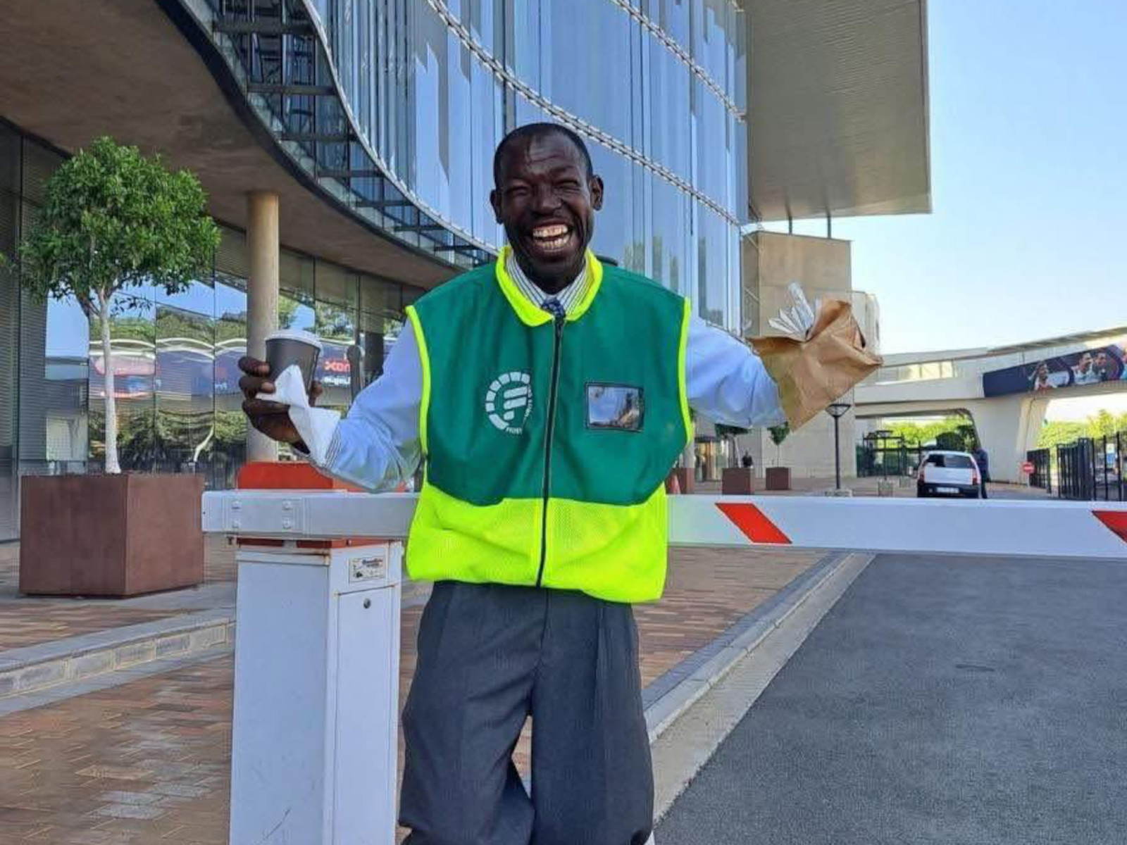 Police hunt driver who killed beloved security guard in hit and run ...