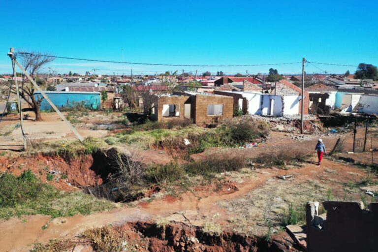 Khutsong sinkholes swallow a home and force clinic to close - Scrolla ...
