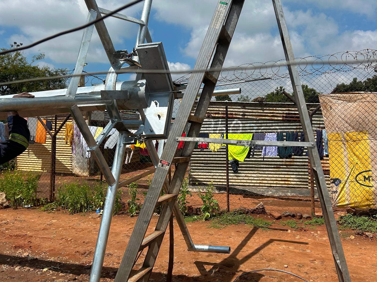 Slovo Park residents get free Wi-Fi and safety cameras - Scrolla.Africa
