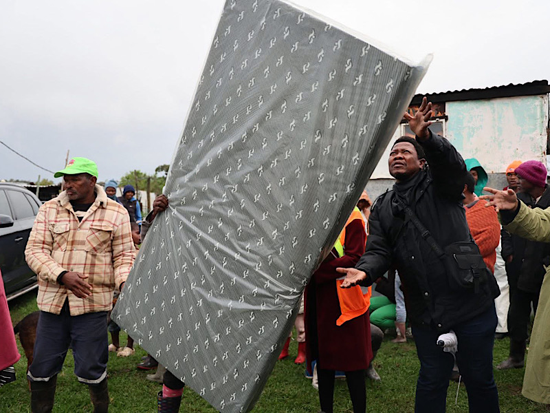 Over 700 Nelson Mandela Bay residents spend the night in community ...